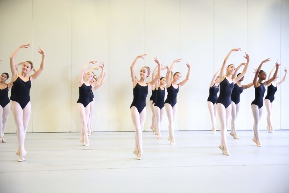 Gretchen Bernard-Newburger - International Ballet Competition